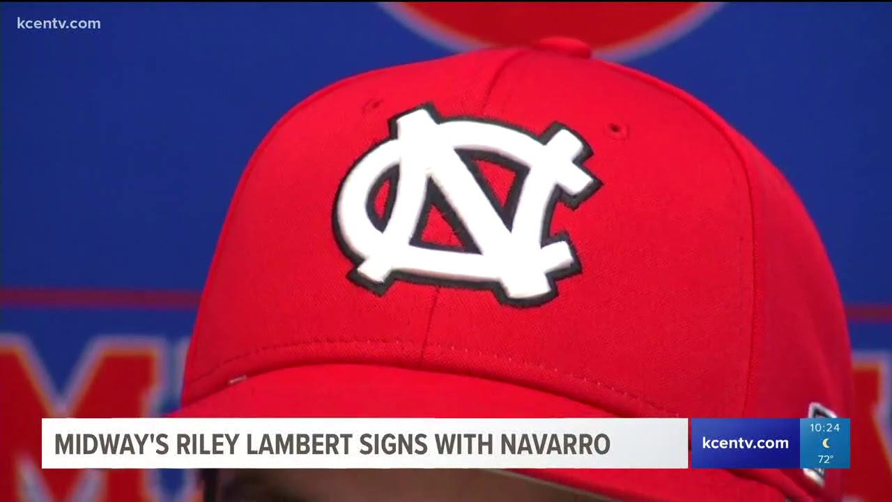 Midway's Riley Lambert signs with Navarro - YouTube