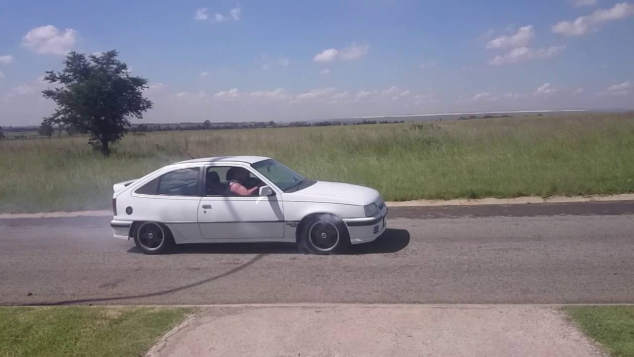 Opel Superboss - YouTube