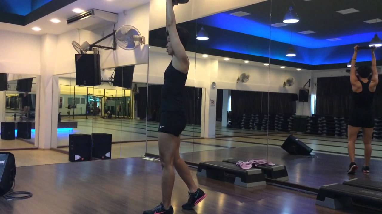 BODYPUMP TRICEP OVER HEAD EXTENSION - YouTube