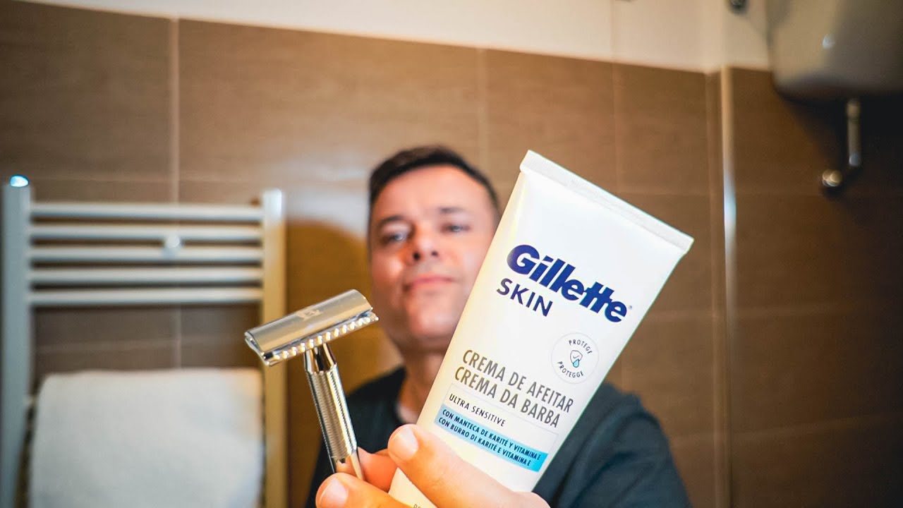 Crema da barba Gillette Skin - Ultra Sensitive con rasoio King C ...