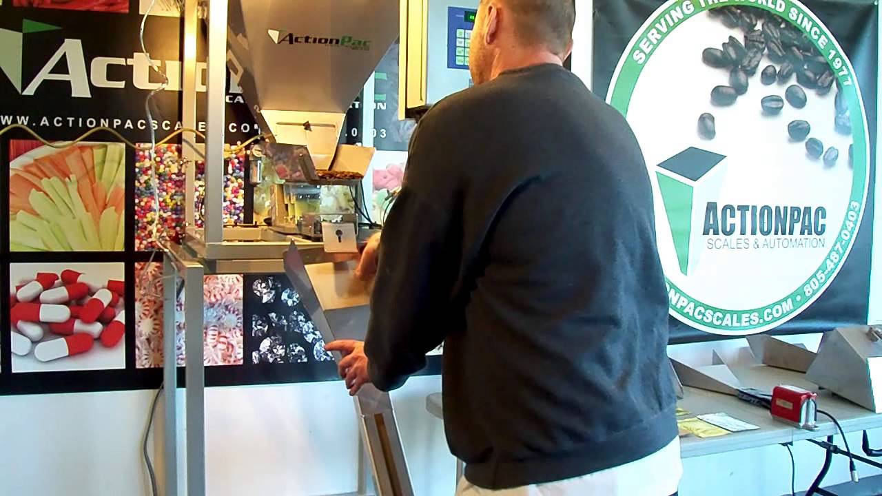 Actionpac ME109 Coffee / Tea Packaging System & Bag Former Funnels - YouTube