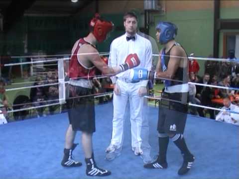 Nachwuchstalent im Boxen Melvin Lee Perry - YouTube