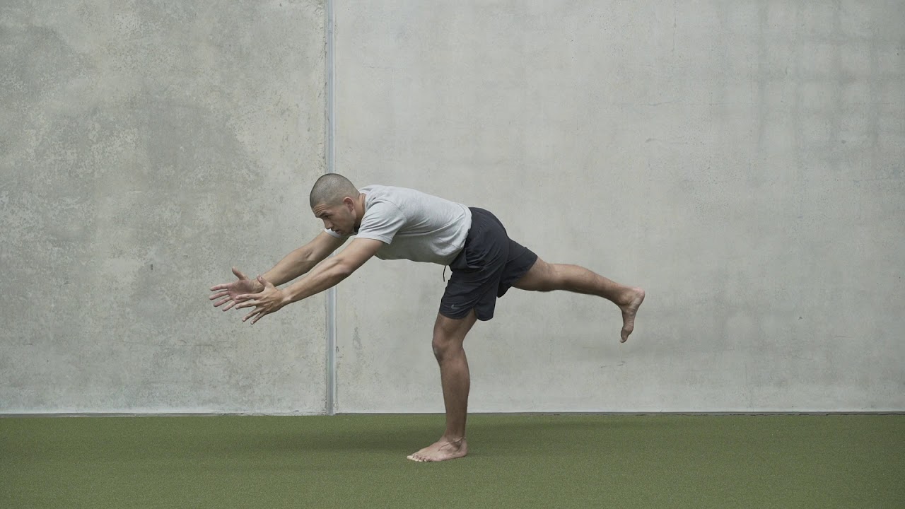 Single Leg Arabesque and Reach - YouTube