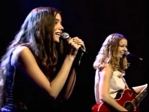 M2M Everything live on - YouTube