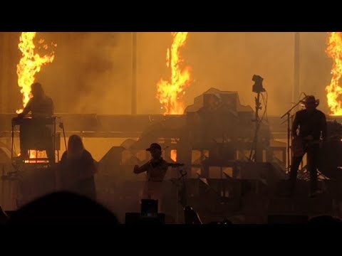 Post Malone - Rockstar (Live in St Louis MO 05-13-2025)