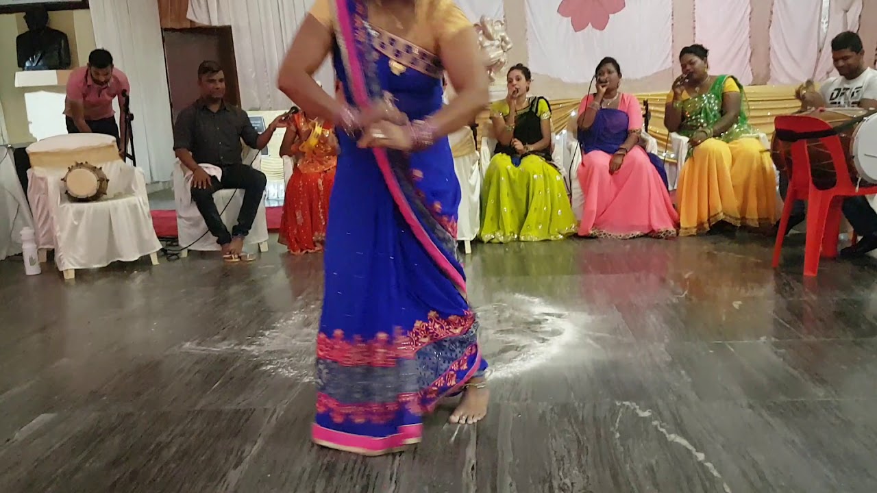 Hindu house Geet Gawai - YouTube