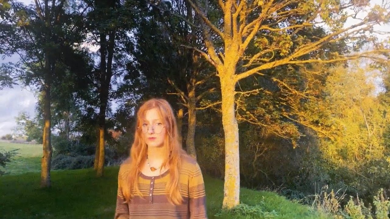 Smeshnaya lady–Zemánková Amálie Sofie - YouTube