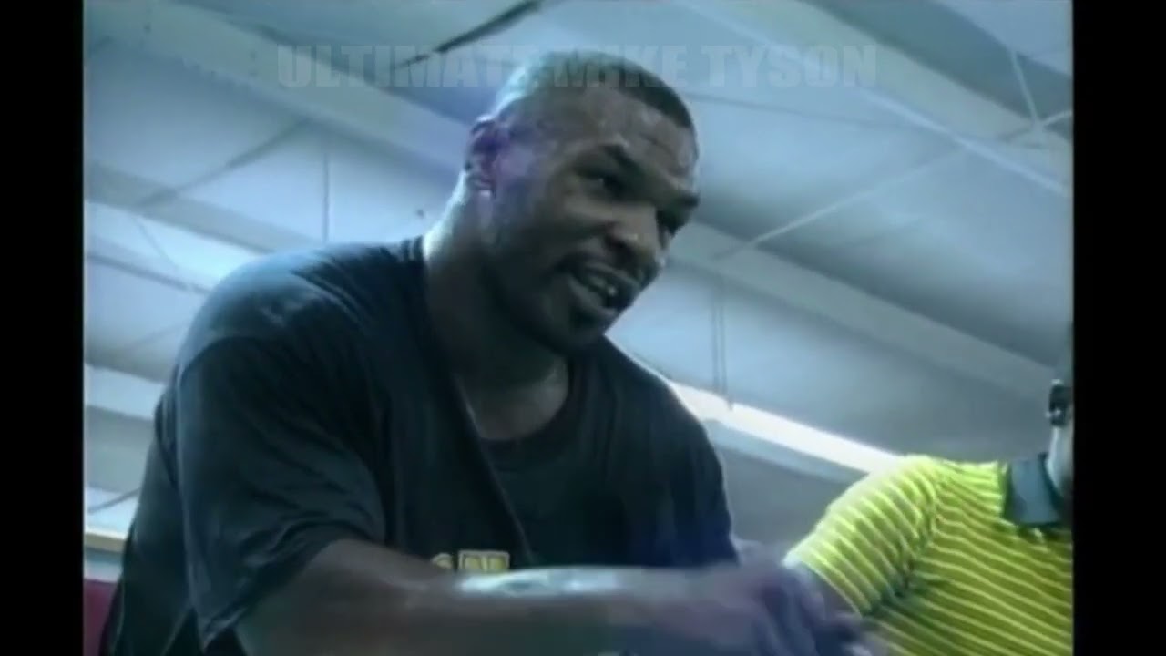 MIKE TYSON TRAINING FOR THE SELDON FIGHT 1996 - YouTube