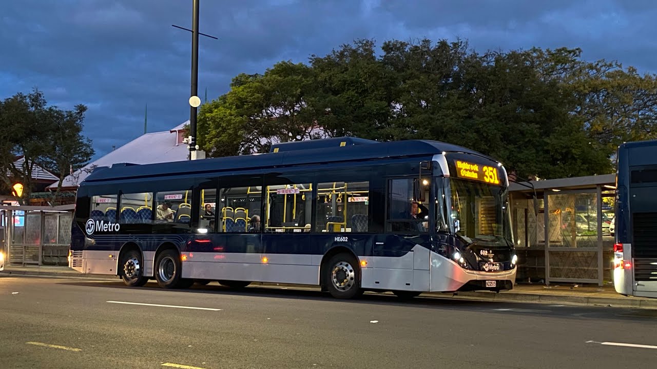 Auckland Transport Howick & Eastern BYD ADL Enviro200EV XLB (HE602 ...