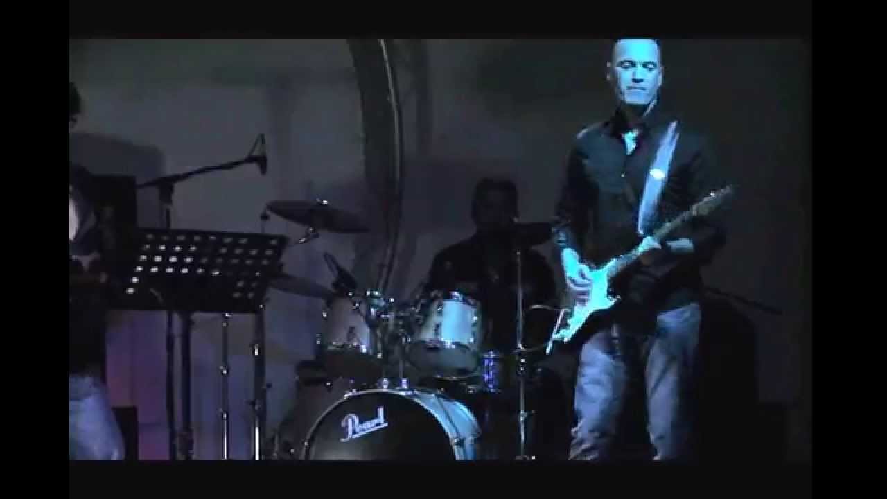 Banda minima Garantita (BmG) - Ultimo tango a Memphis - YouTube