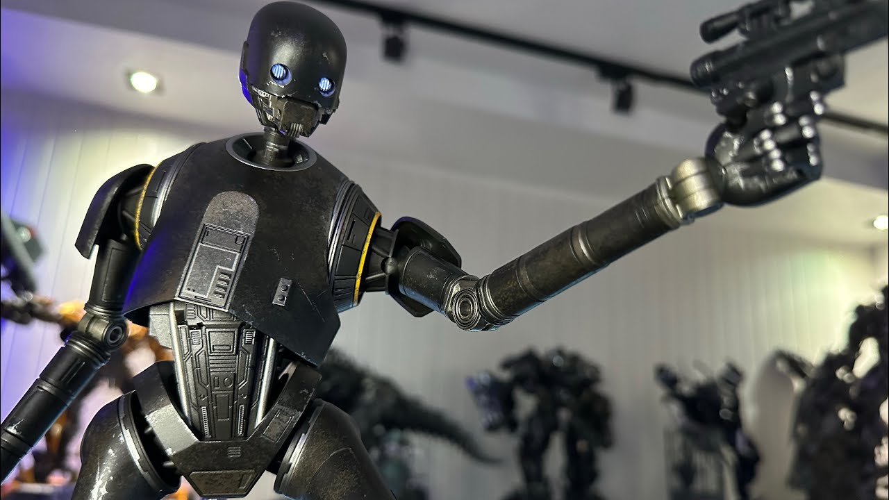 KX Enforcer Droid by Hottoys - YouTube