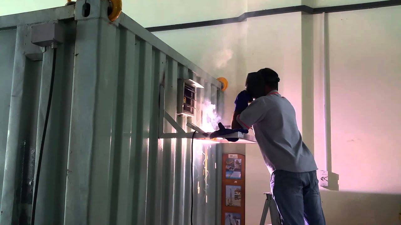 Welding for Container Refrigeration Unit - YouTube
