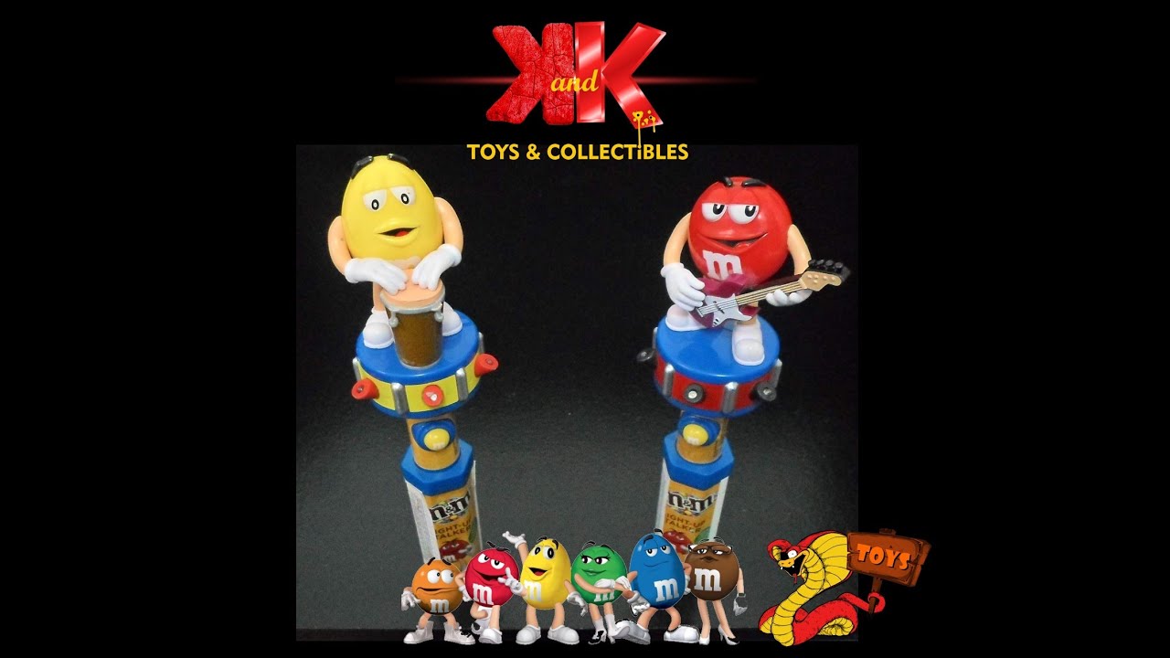 K and K - M & M PEANUTS PLAYING DRUM & GUITAR ELECTRONIC FIGURES CANDY ...