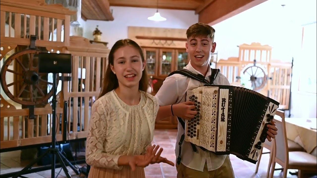 BEN-MAJ IN JULIA NOCOJ BO LUŠTNO (COVER) oddaja ZA PRIJATELJE - YouTube