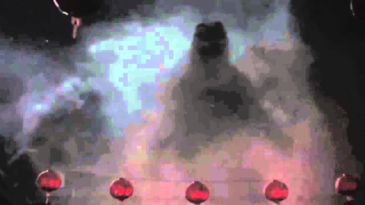 godzilla cry - YouTube