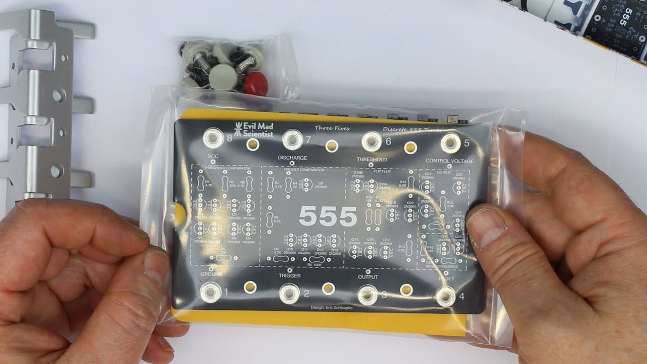 Every Maker Should Have...[Pt.42]...a 555 Timer Kit - YouTube