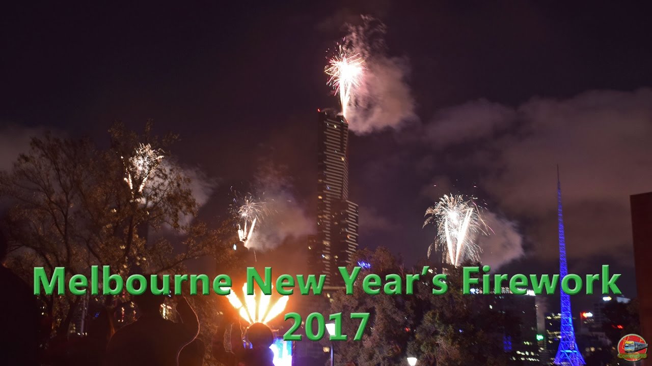 Melbourne New Year Fireworks 2017 | Full 9:30PM and Midnight Fireworks ...
