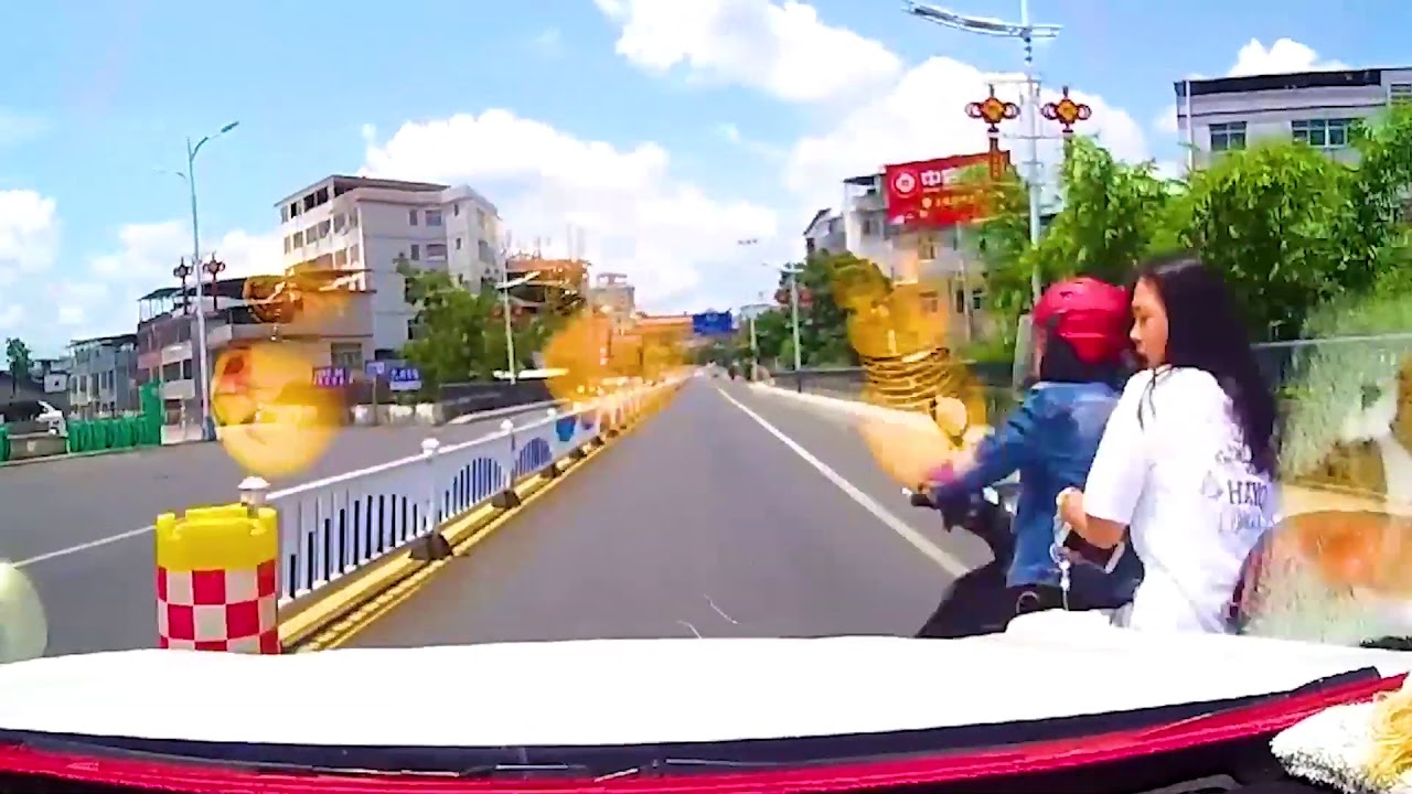 Dash Cam China #191 mp4 - YouTube