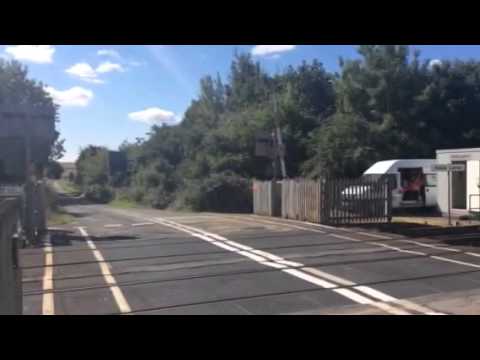 Level Crossings on The Nottingham to Skegness Line - YouTube
