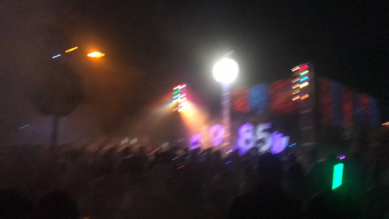 Vamp 85 scare zone walkthrough at HHN 28 Universal Orlando - YouTube