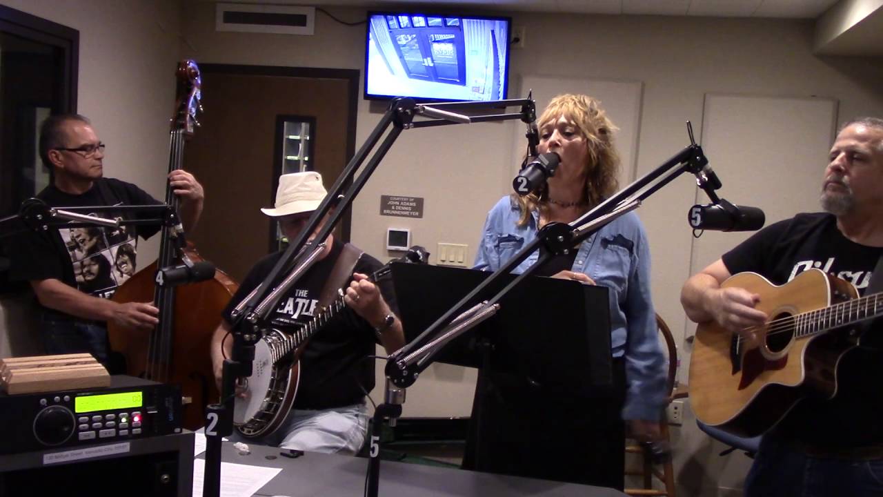 Debbie Wolfe- Love Don't Come Easy - YouTube