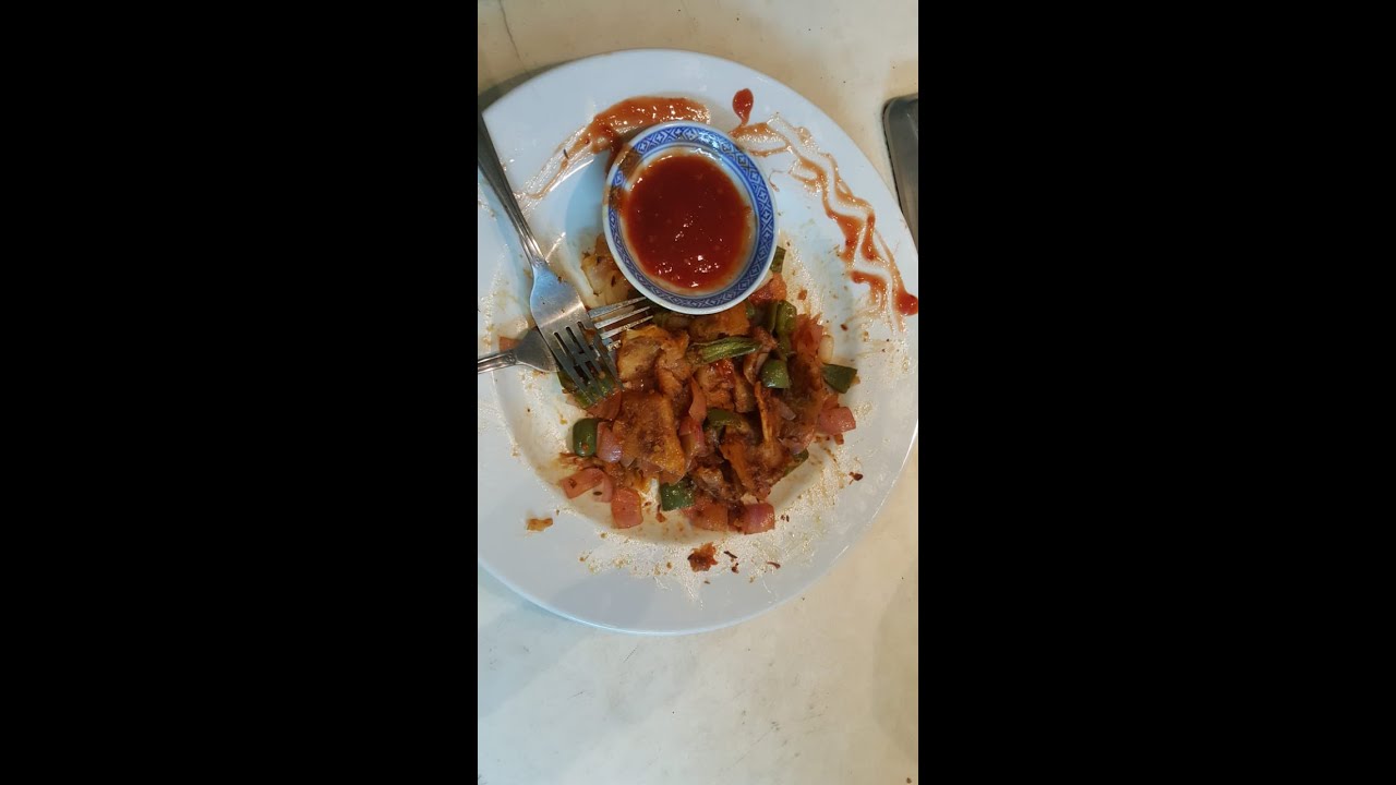 Chicken Chilli Paratha | Everyday Eatery - YouTube