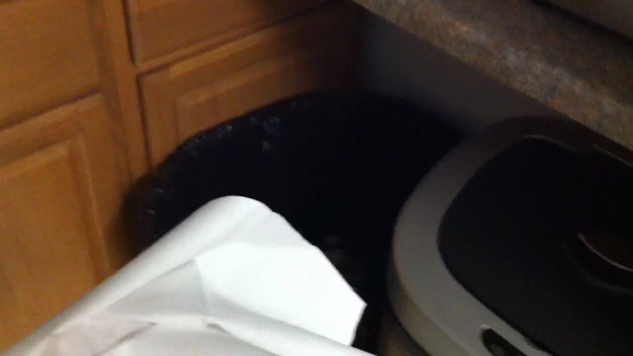 Self Opening Trash Can - YouTube
