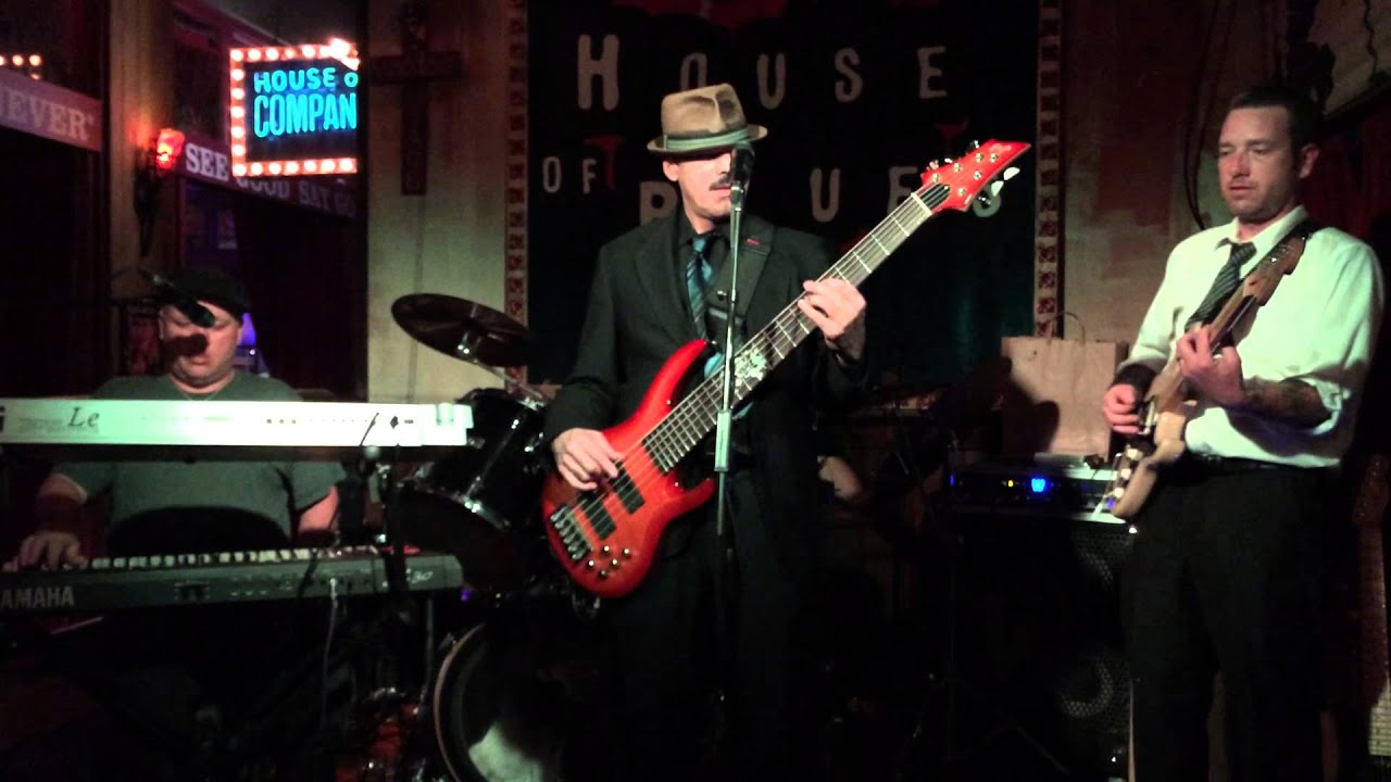 P-Funk Bassist Lige Curry's band The Naked Funk live at House of Blues ...