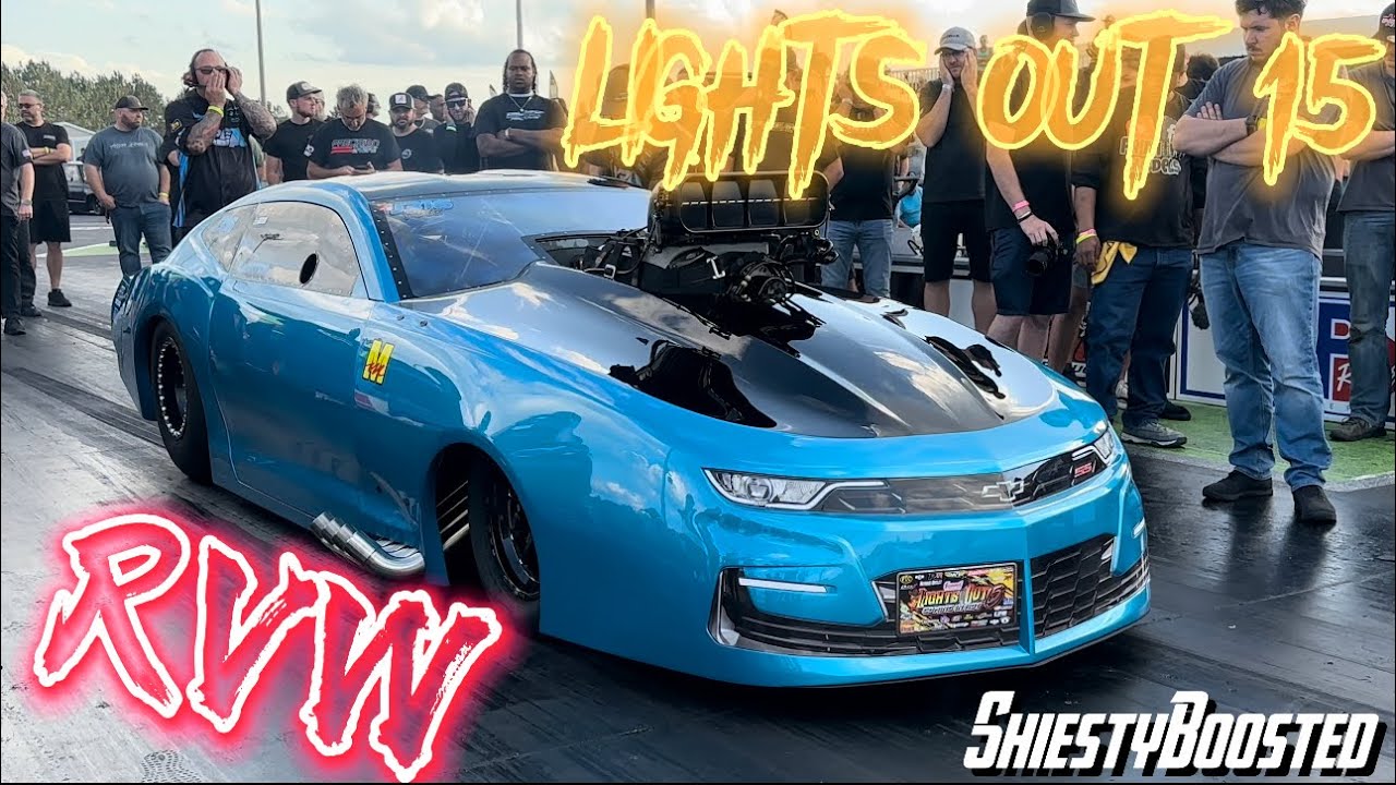 LIGHTS OUT 15 FRIDAY RVW QUALIFYING - YouTube