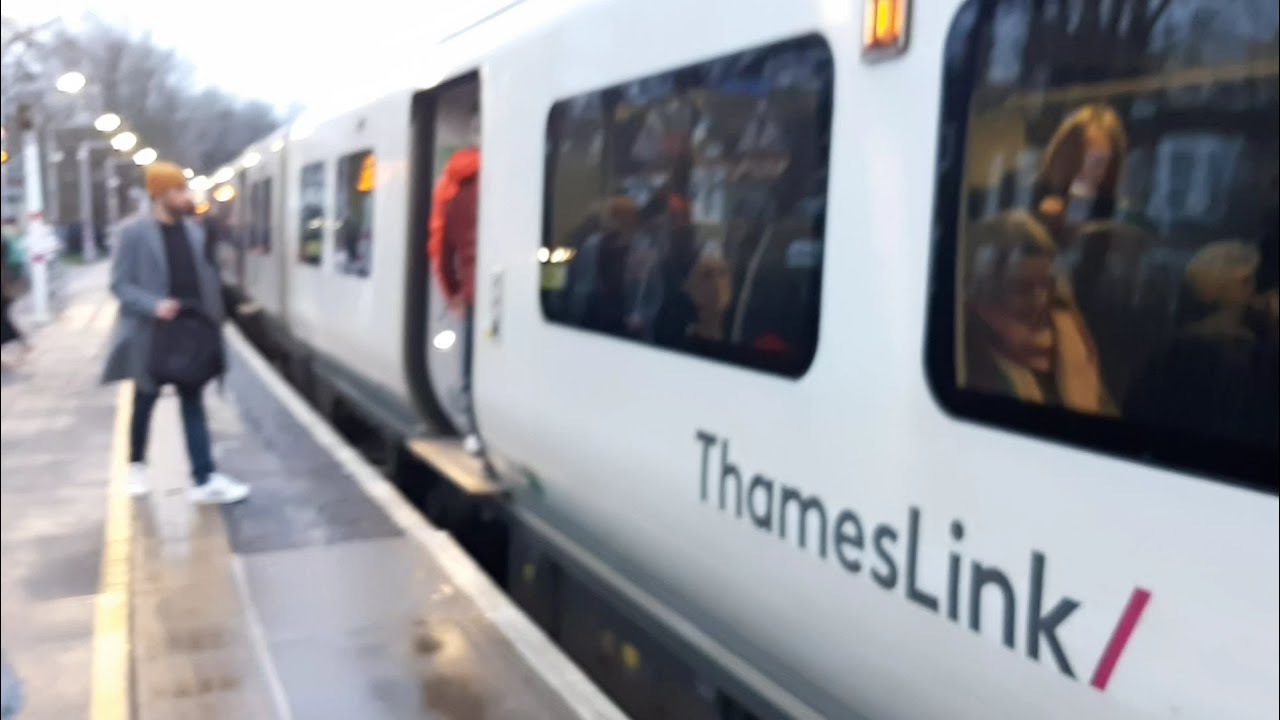Thameslink journey | Beckenham hill - Crofton park - YouTube