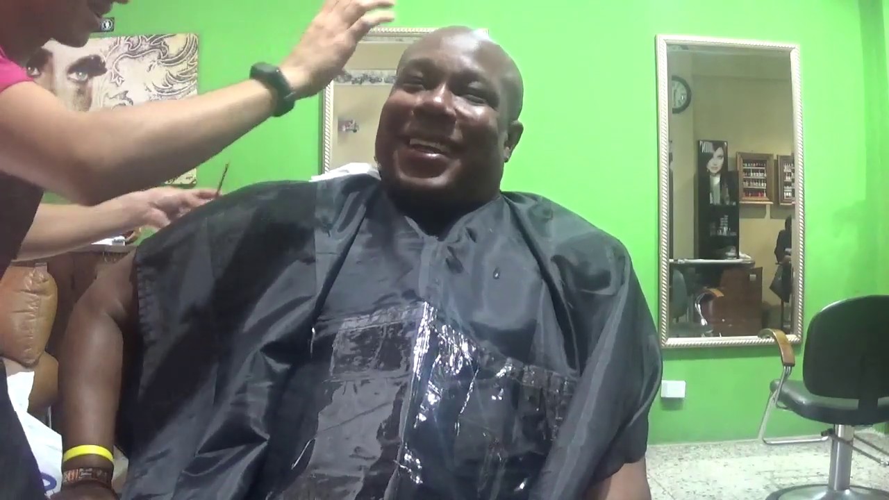 BARBER SHOP CONVERSATION IN TEGUCIGALPA,HONDURAS - YouTube