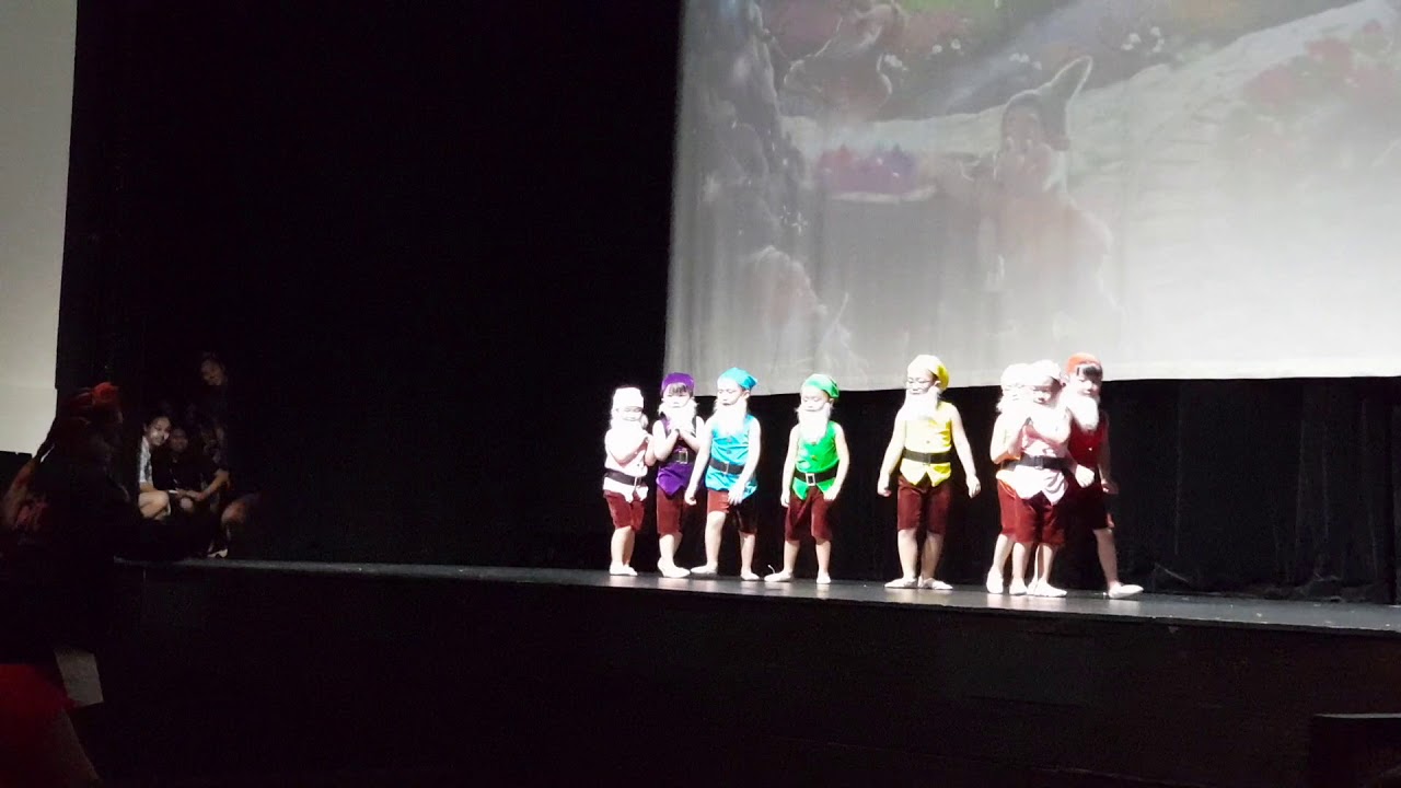 Dance to Disney - Seven Dwarfs Heigh-Ho - YouTube