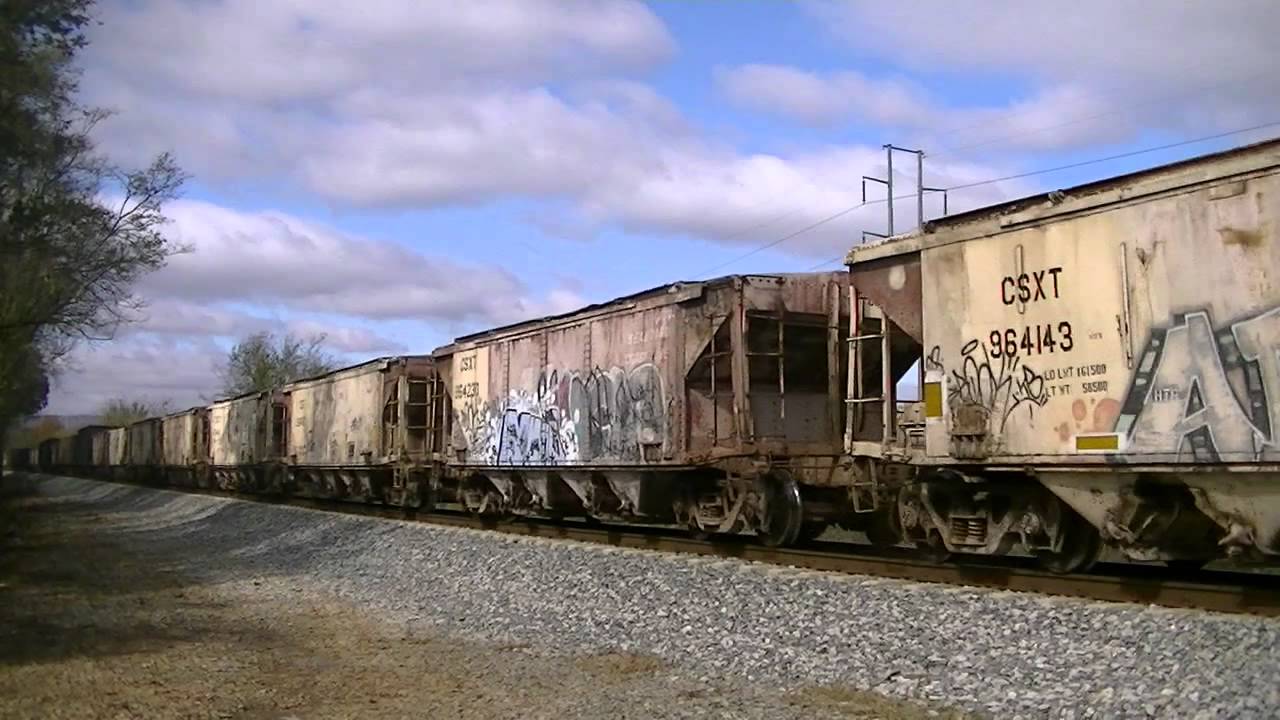 CSX 2487 Leads CSX W099-03 w/ Condcutor Tim Simcox in Chattanooga, TN ...