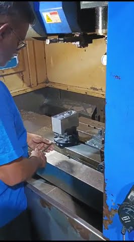 Malabou Developing Zero Stop Machining Bases - YouTube