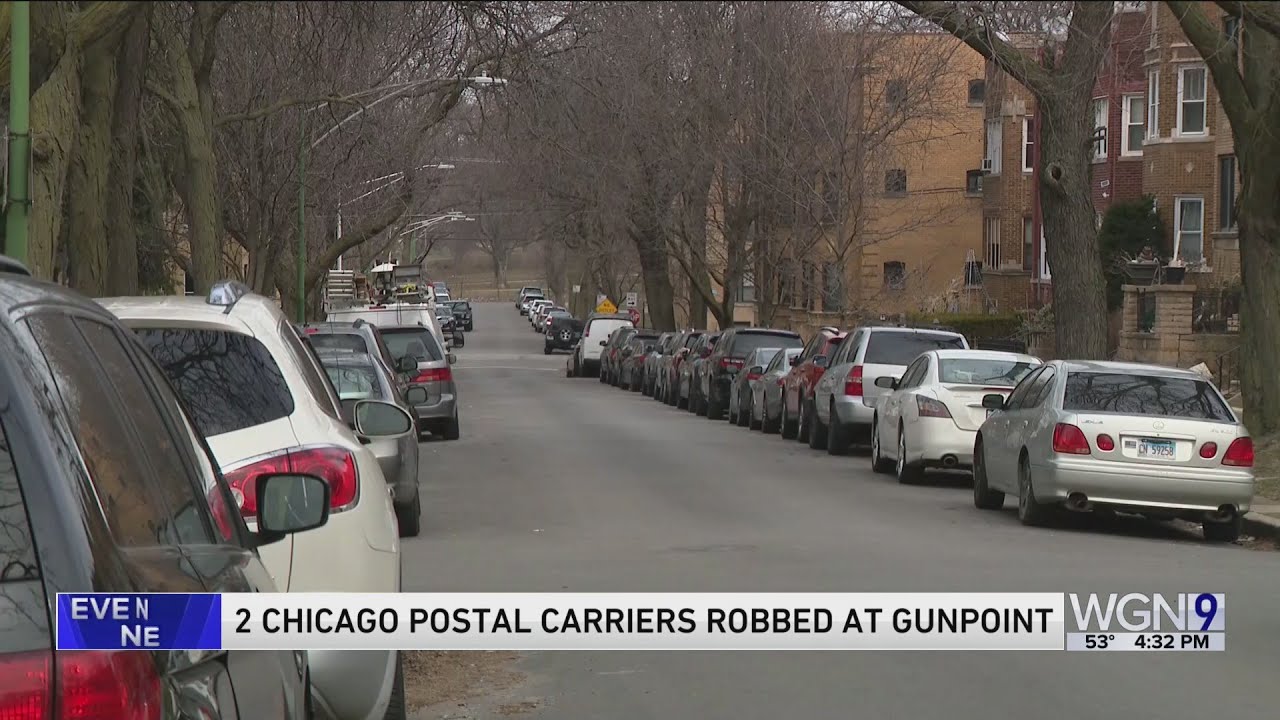 2 Chicago postal workers robbed at gunpoint, police say - YouTube