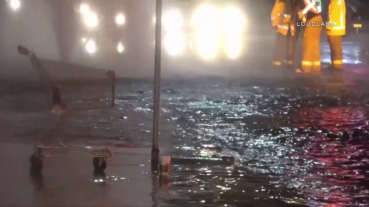 Sheared Hydrant on Rosecrans / Gardena RAW FOOTAGE - YouTube