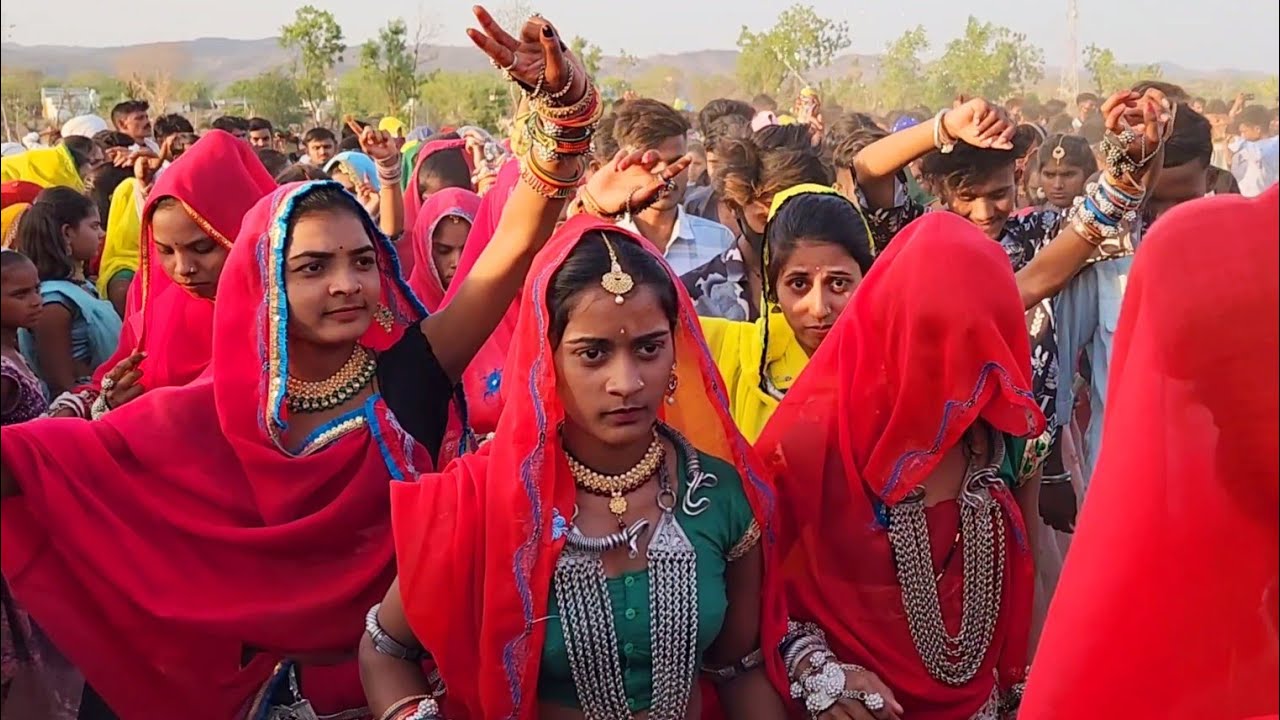 आगल पछल गैर मारो वो | Aagal Pachhal Gair Maro Vo | Anil Piplaj, Antar ...