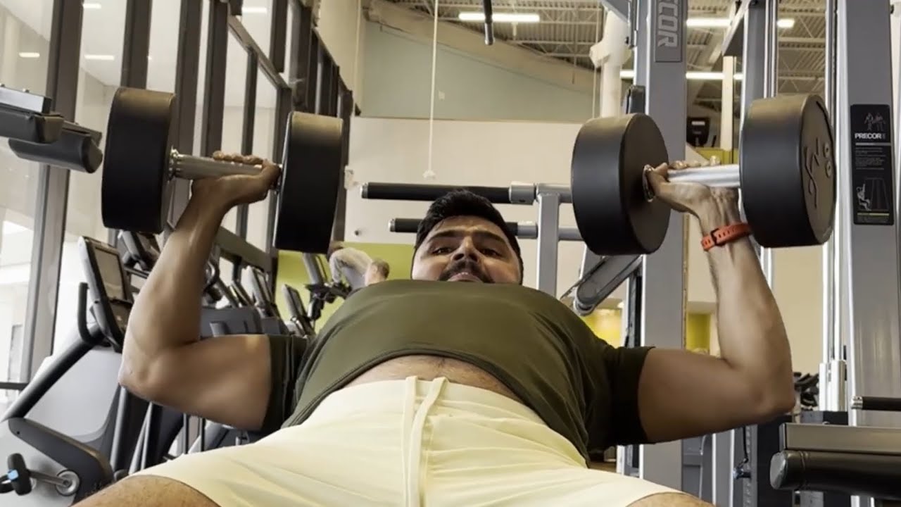 Squats and Push Session | Gym VLOG #3 - YouTube