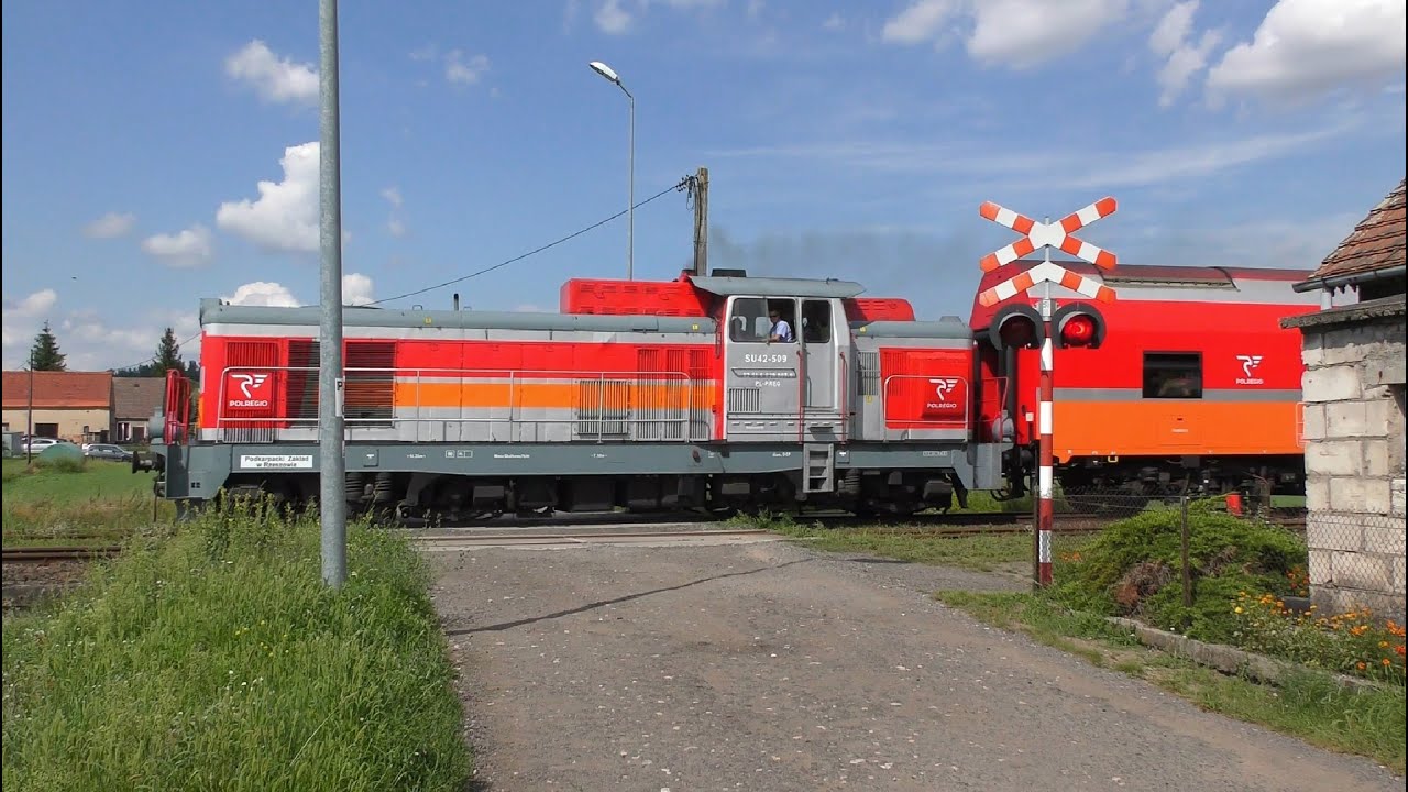 [4K] Przejazd kolejowy - Jenin ul. Wojska Polskiego | Polish railroad ...