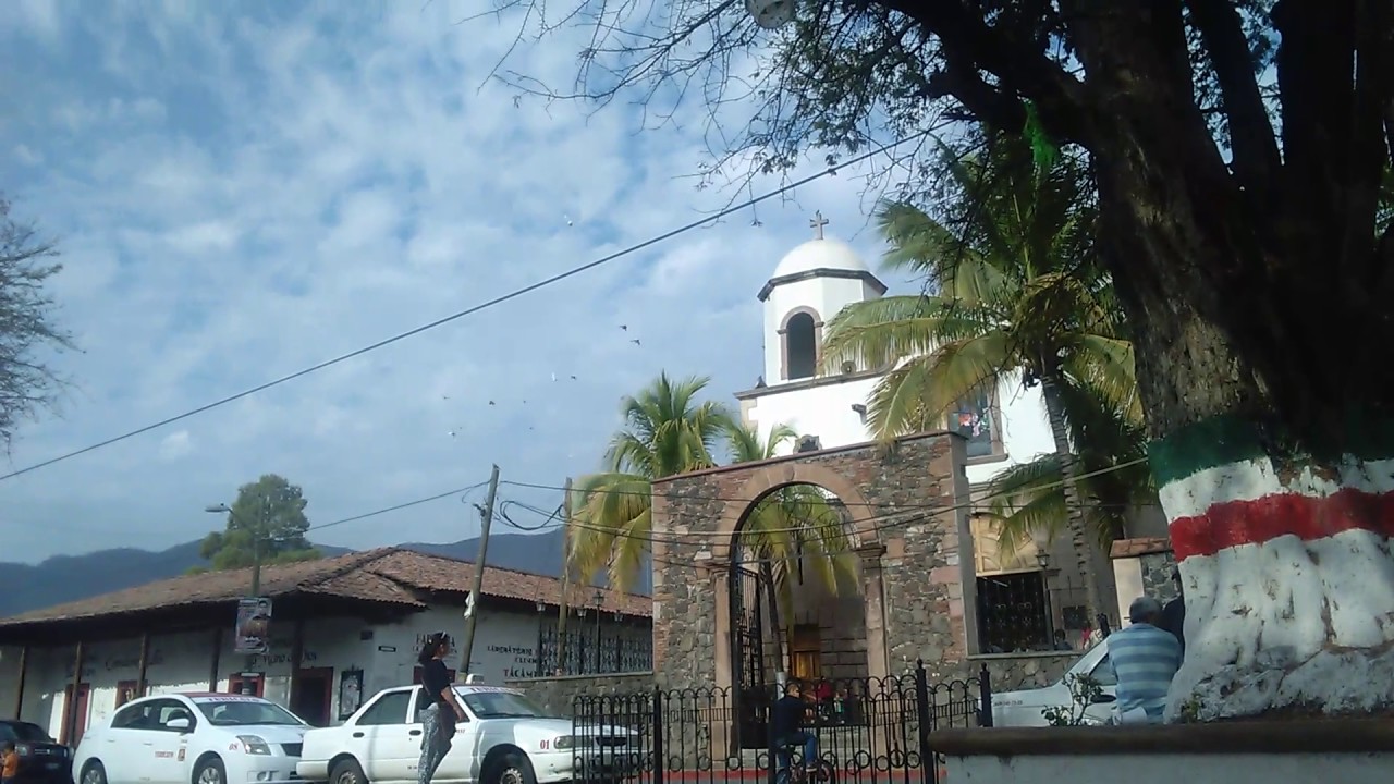 Turicato Michoacan llamando a misa - YouTube