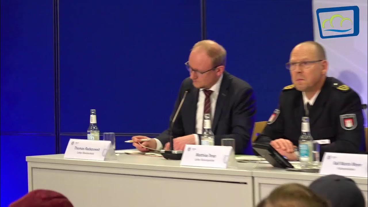 Live: Pressekonferenz im Polizeipräsidium HH zum Amoklauf - YouTube