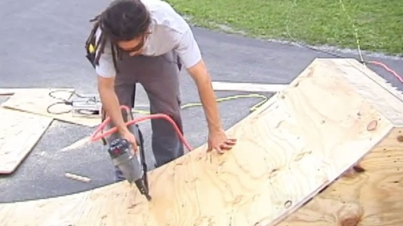 How To Build A Miniramp - YouTube