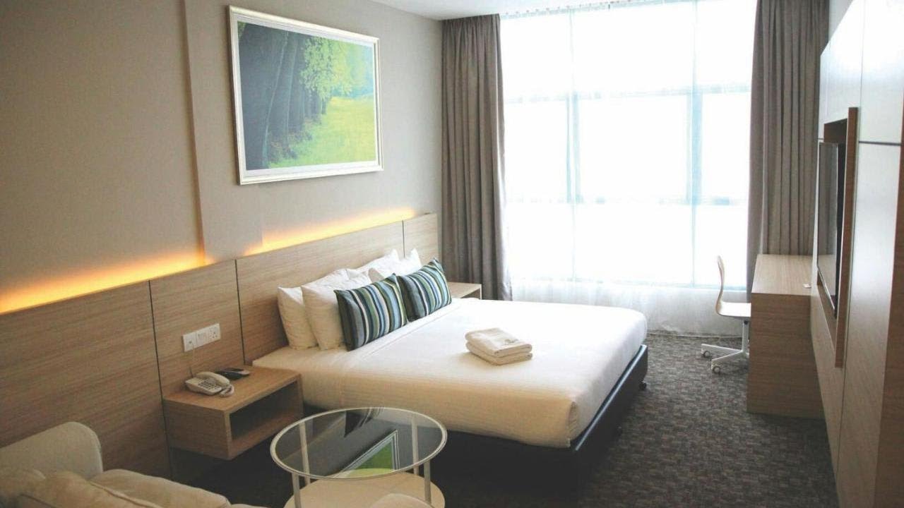 The Inn, Bintulu, Malaysia - YouTube