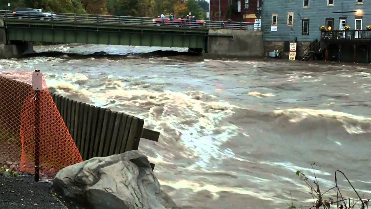 Salmon River @ 20,000 CFS - YouTube