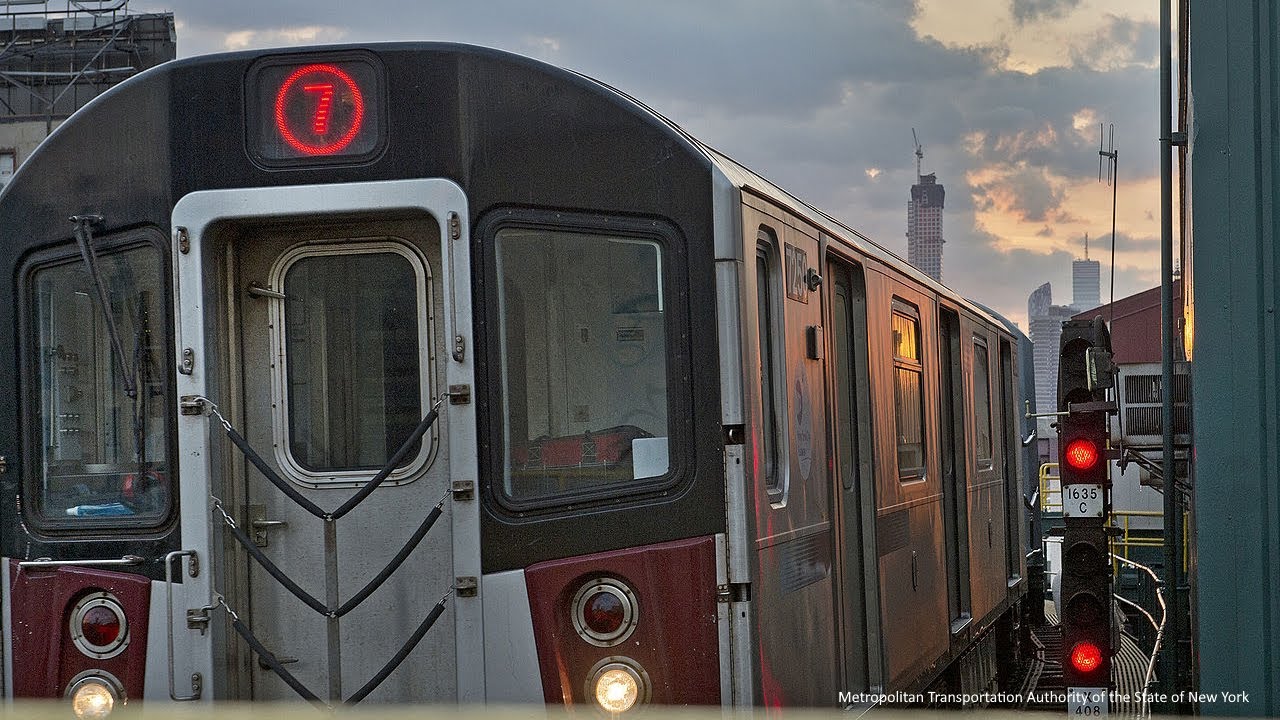 NY Subway R188【鉄道走行音】 - YouTube