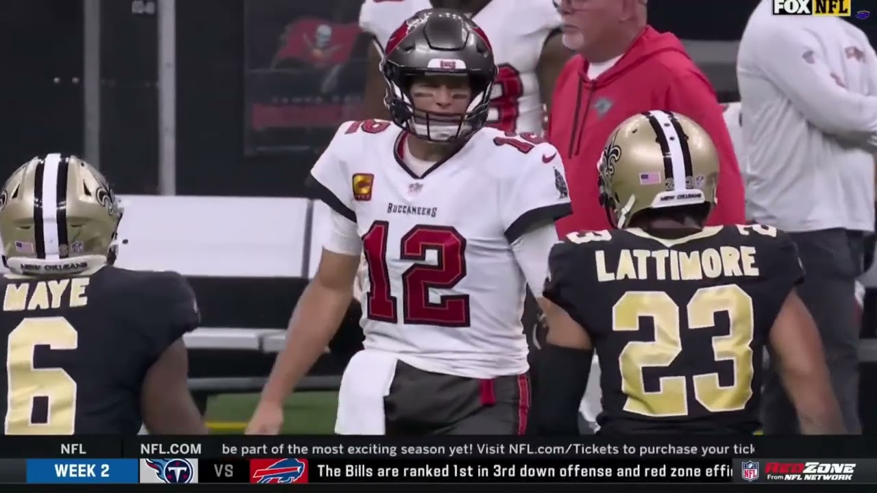 WWE FOOTBALL - YouTube