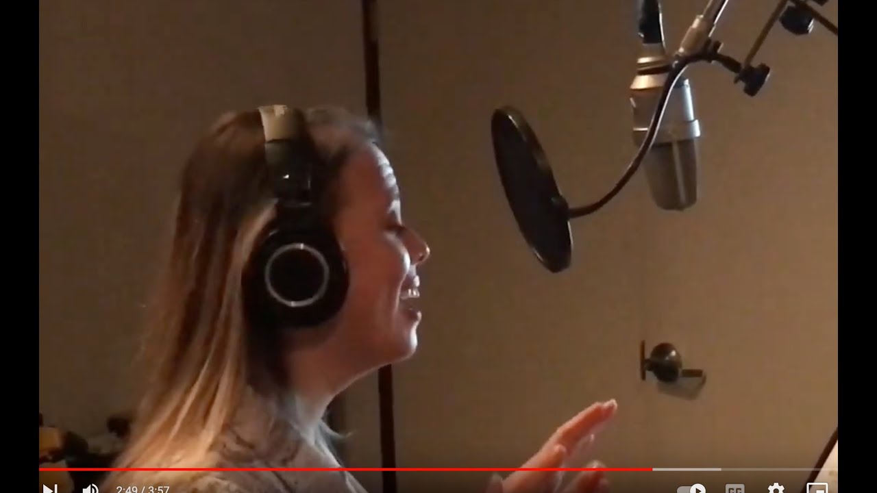 Behind the Scenes: Ave Maria Recording, Blackbird Studios - Nashville ...