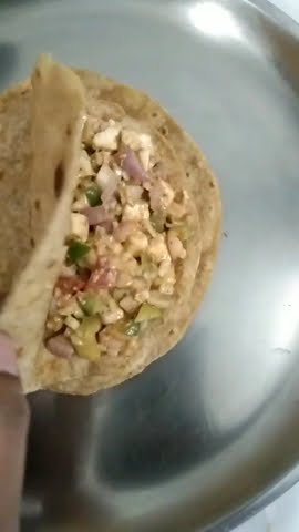 home made chapati tacos🔥 @Manojsharma-o9e - YouTube