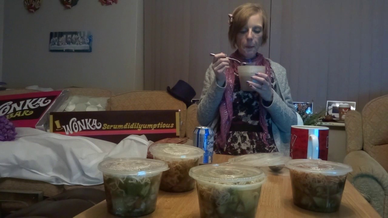 pho challenge- Random mid week challenge! - YouTube