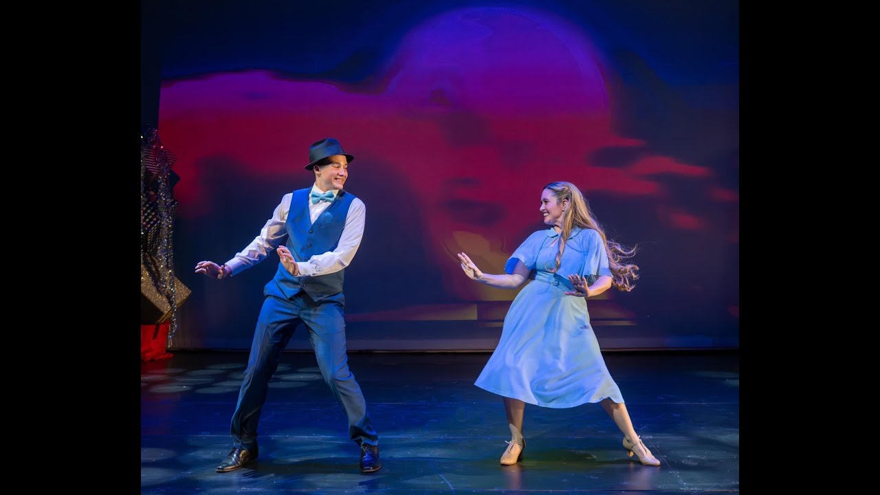 'Fly Me To The Moon' solo and SURPRISE audience Dance! Alex Muno ...